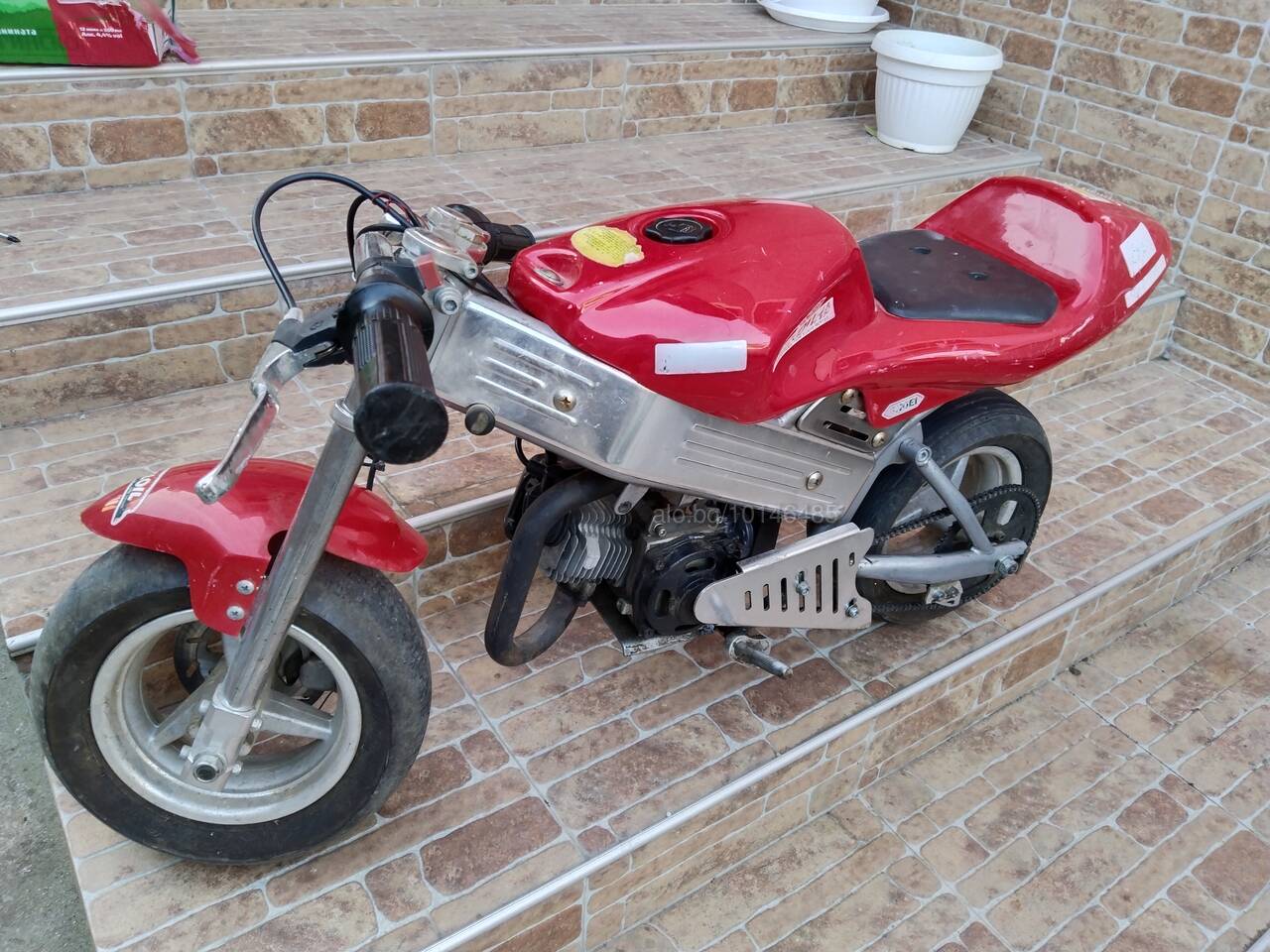 Пистово моторче / Pocket Bike Друг Друг 50 куб. см Пистов мотор ...