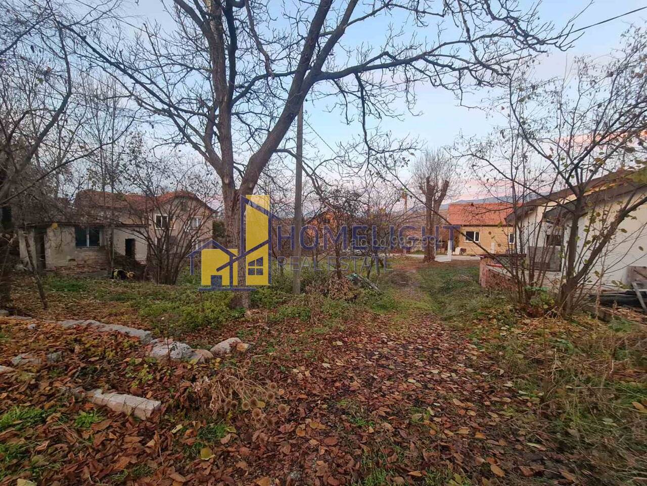 Къща в село Студена, община Перник 220 кв.м РЗП 1000 кв.м двор | Къщи ...