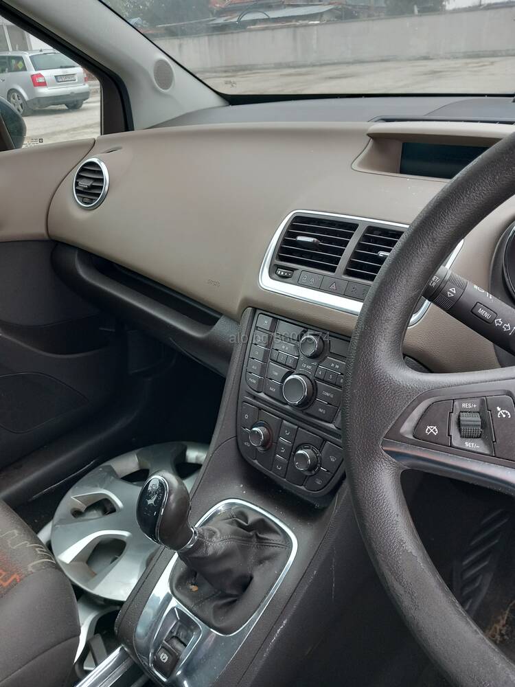 Opel Meriva B 1,4 black 2012/Опел Мерива B 1,4 бензин на части Други ...