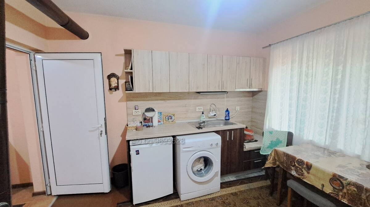 Двуетажна къща за продажба в град Петрич Двуетажна къща 100 кв.м РЗП ...
